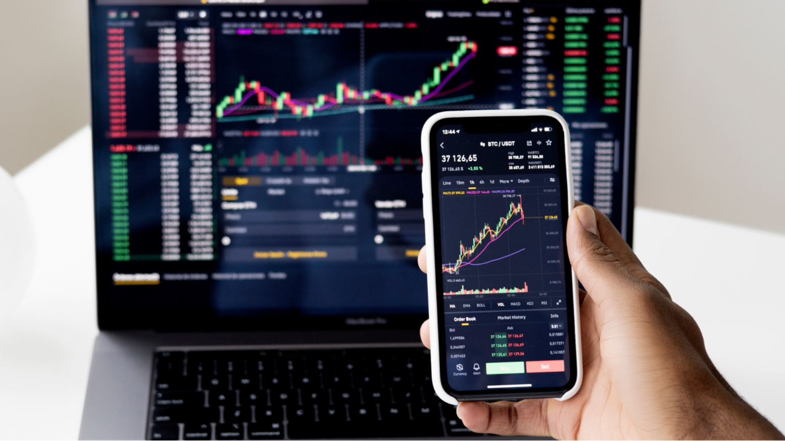 Broker: Definition, Types, Regulation, and Examples – Blog | IPORock